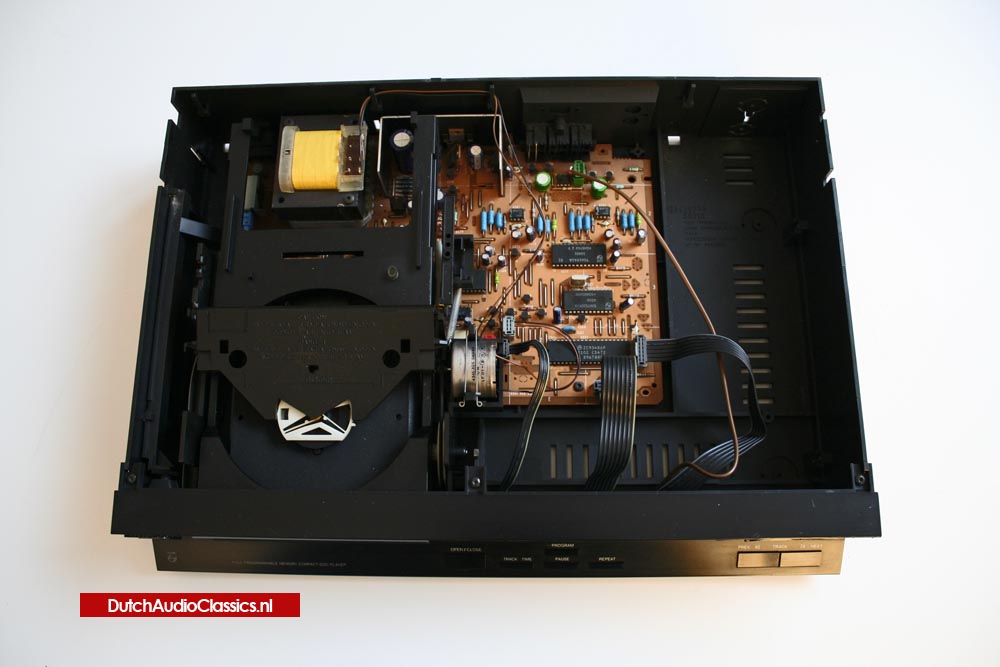 Philips CD471 - DutchAudioClassics.nl