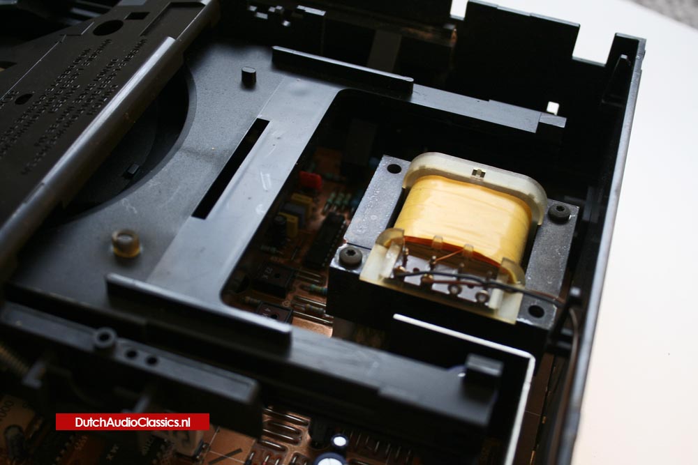 Philips CD471 - DutchAudioClassics.nl