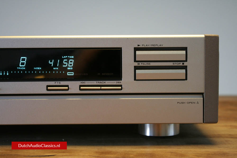Marantz CD95 DR - DutchAudioClassics.nl