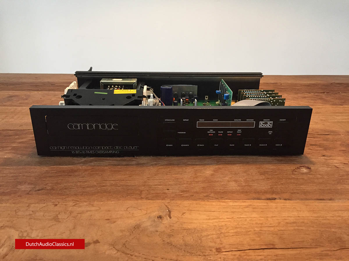 Cambridge Audio CD2 - 4x Philips TDA1541 - DutchAudioClassics.nl