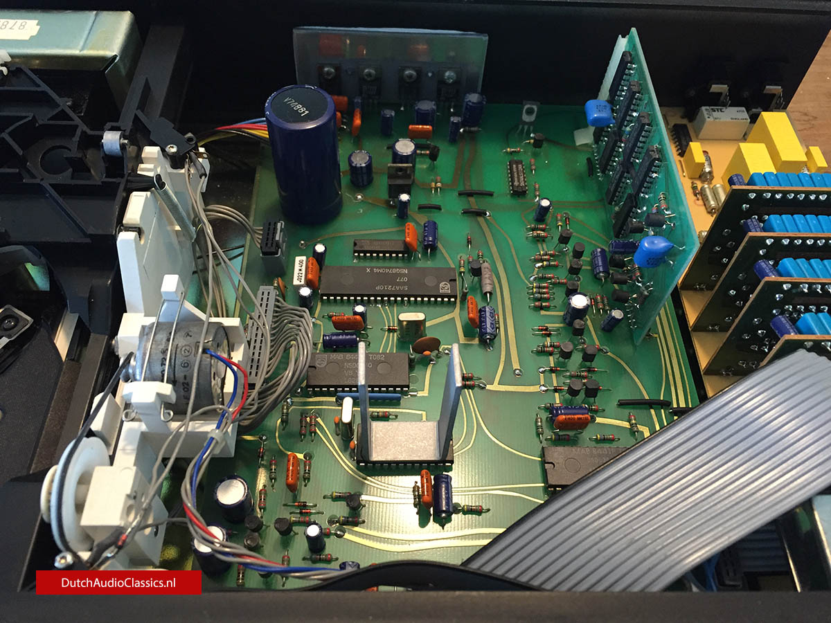 Cambridge Audio CD2 - 4x Philips TDA1541 - DutchAudioClassics.nl