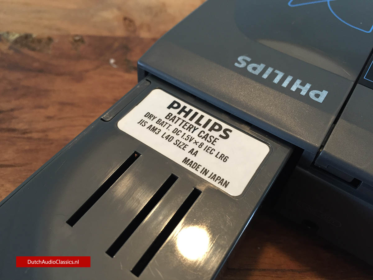Philips CD15 portable cdplayer - DutchAudioClassics.nl