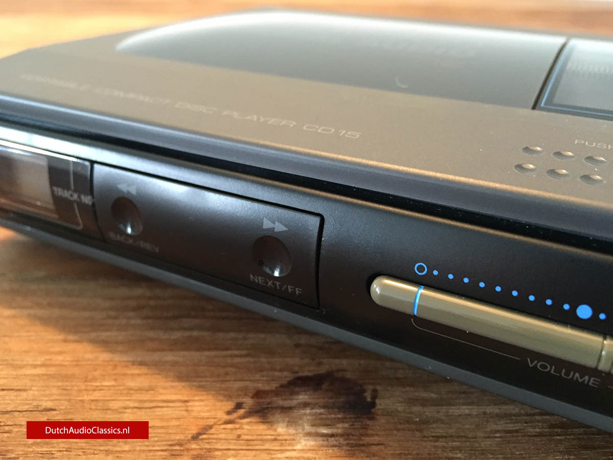 Philips CD15 portable cdplayer - DutchAudioClassics.nl