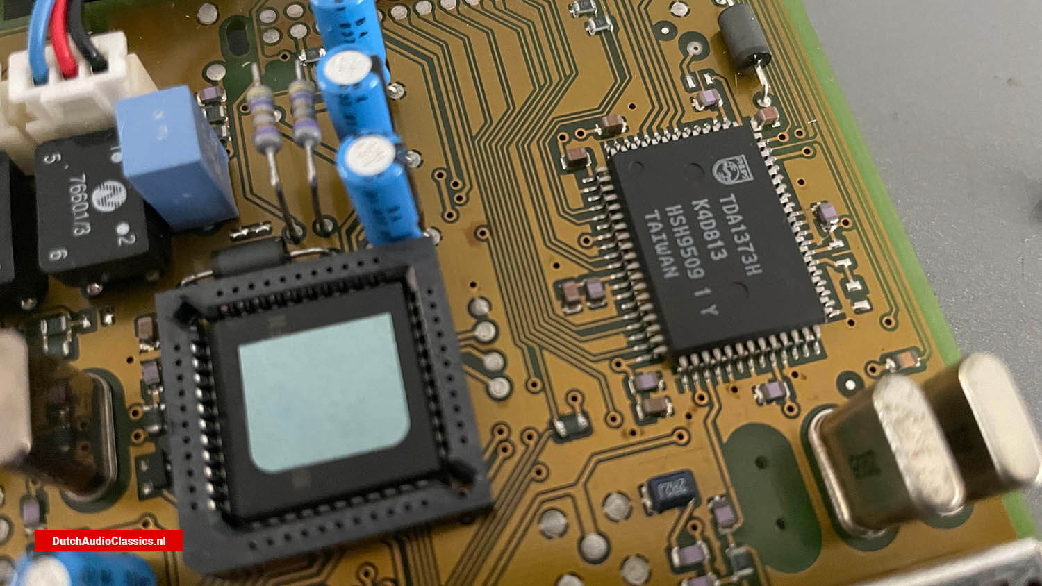 Philips ISP M-SRC mini sampling rate converter - DutchAudioClassics.nl