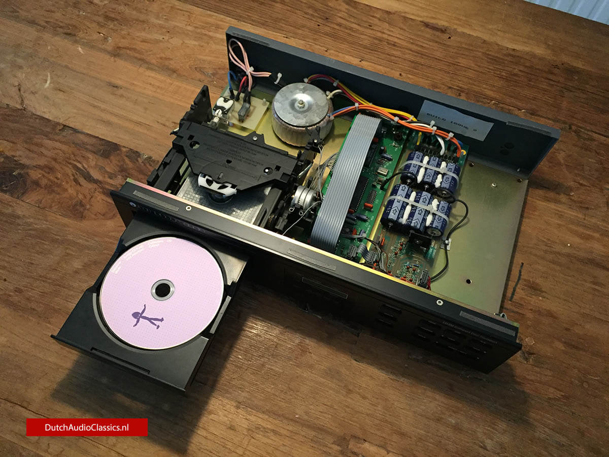 Cambridge Audio DAC3 & CD3M - 4x Philips TDA1541 - CDM1mkII ...