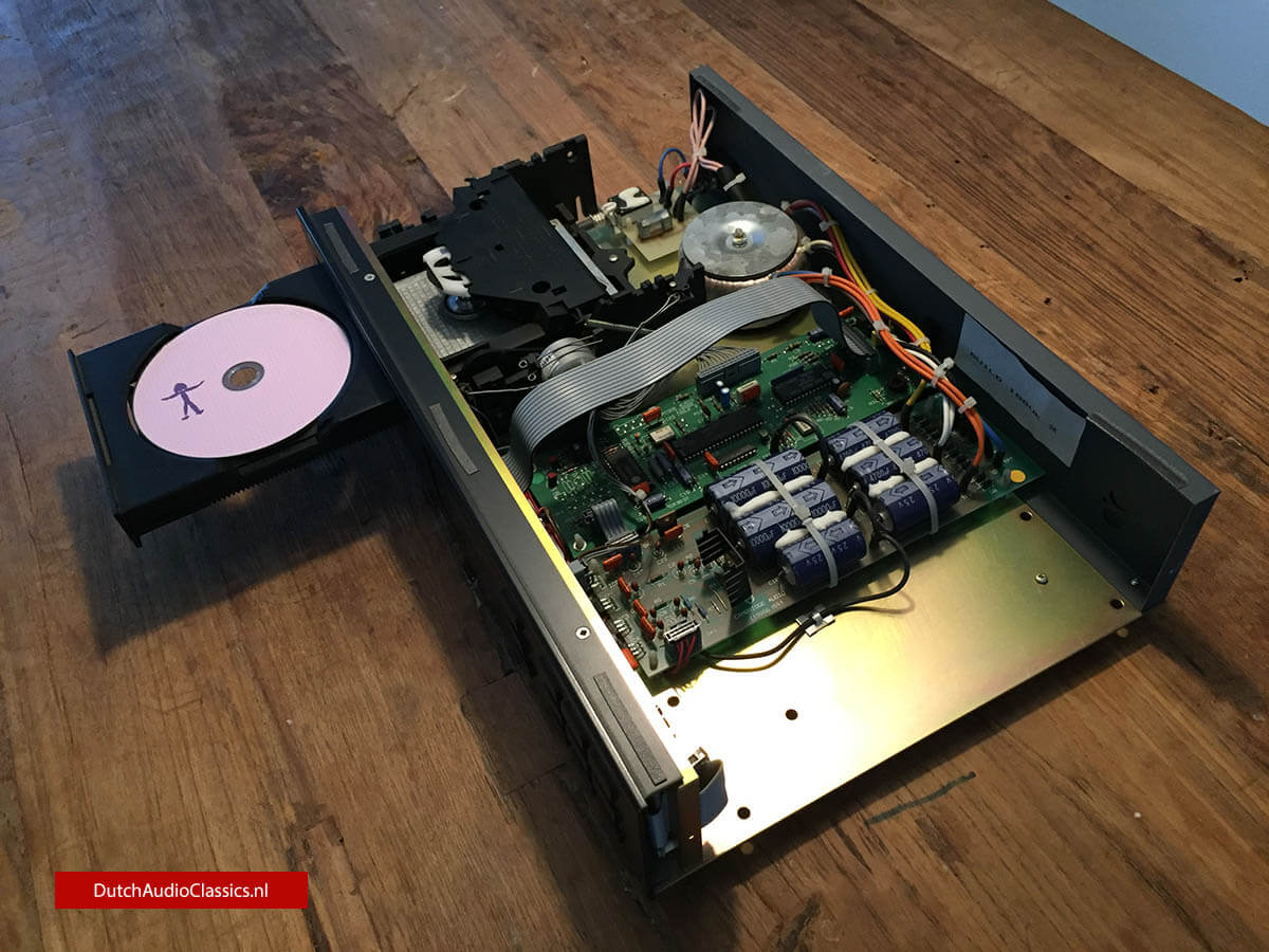 Cambridge Audio DAC3 & CD3M - 4x Philips TDA1541 - CDM1mkII ...