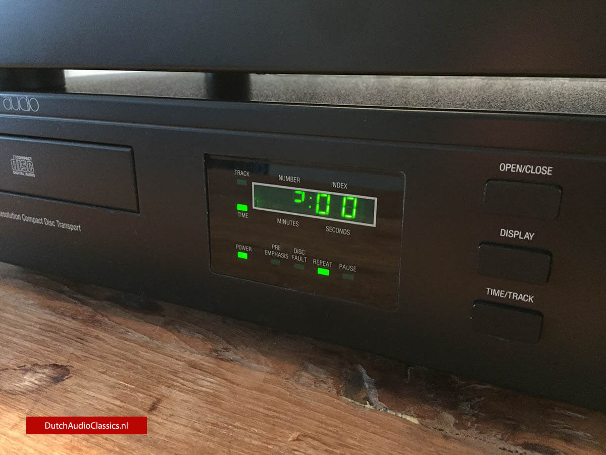 Cambridge Audio DAC3 & CD3M - 4x Philips TDA1541 - CDM1mkII ...