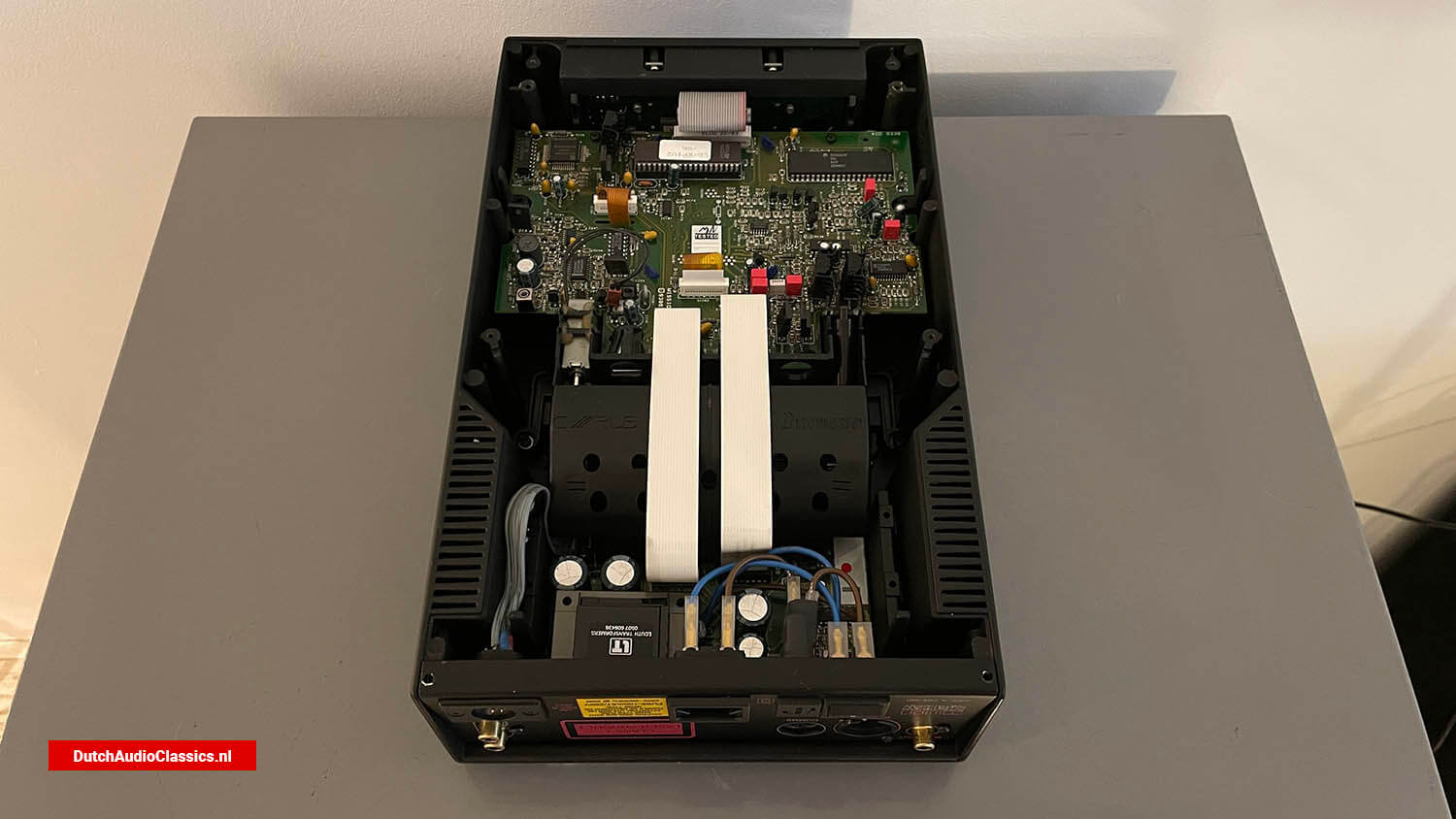 Cyrus Discmaster - Philips CDM9 Pro cdmechanism - DutchAudioClassics.nl